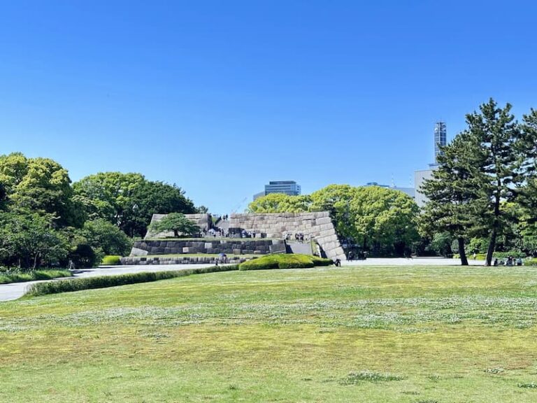 Edo Castle: Tokugawa’s Legacy in Tokyo | Following The Shogun